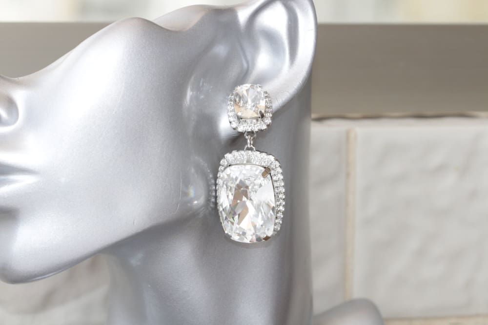 CLEAR DANGLE EARRINGS| Rebekajewelry