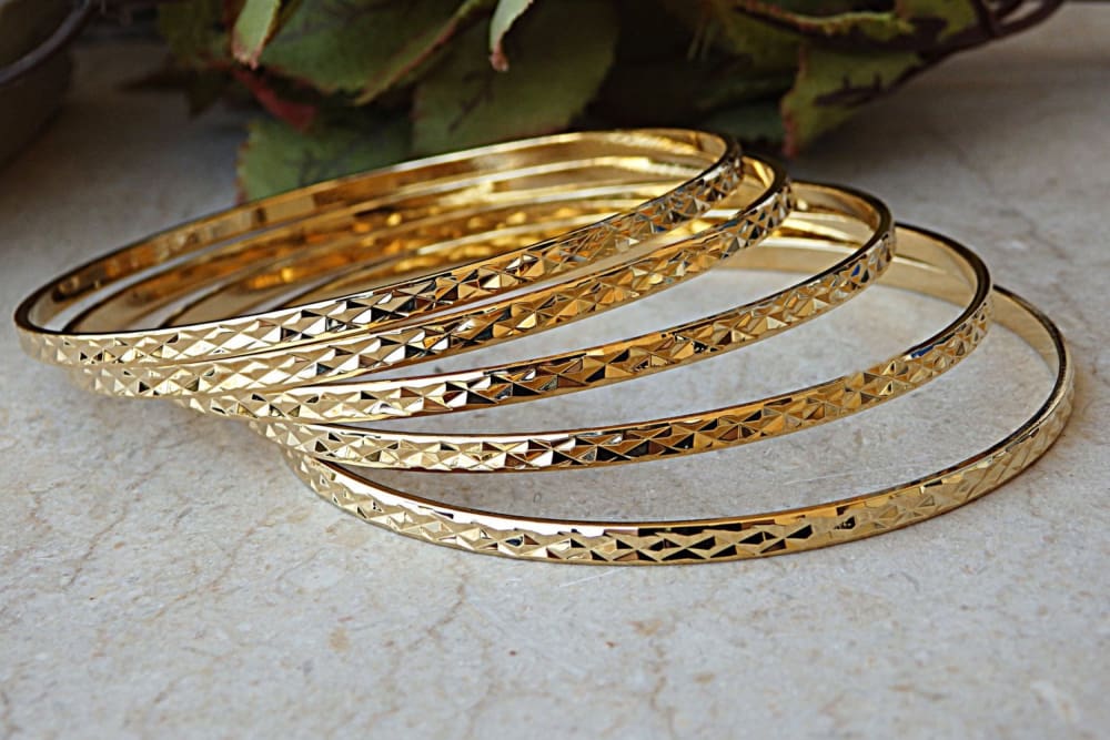 Gold stacking bangles store